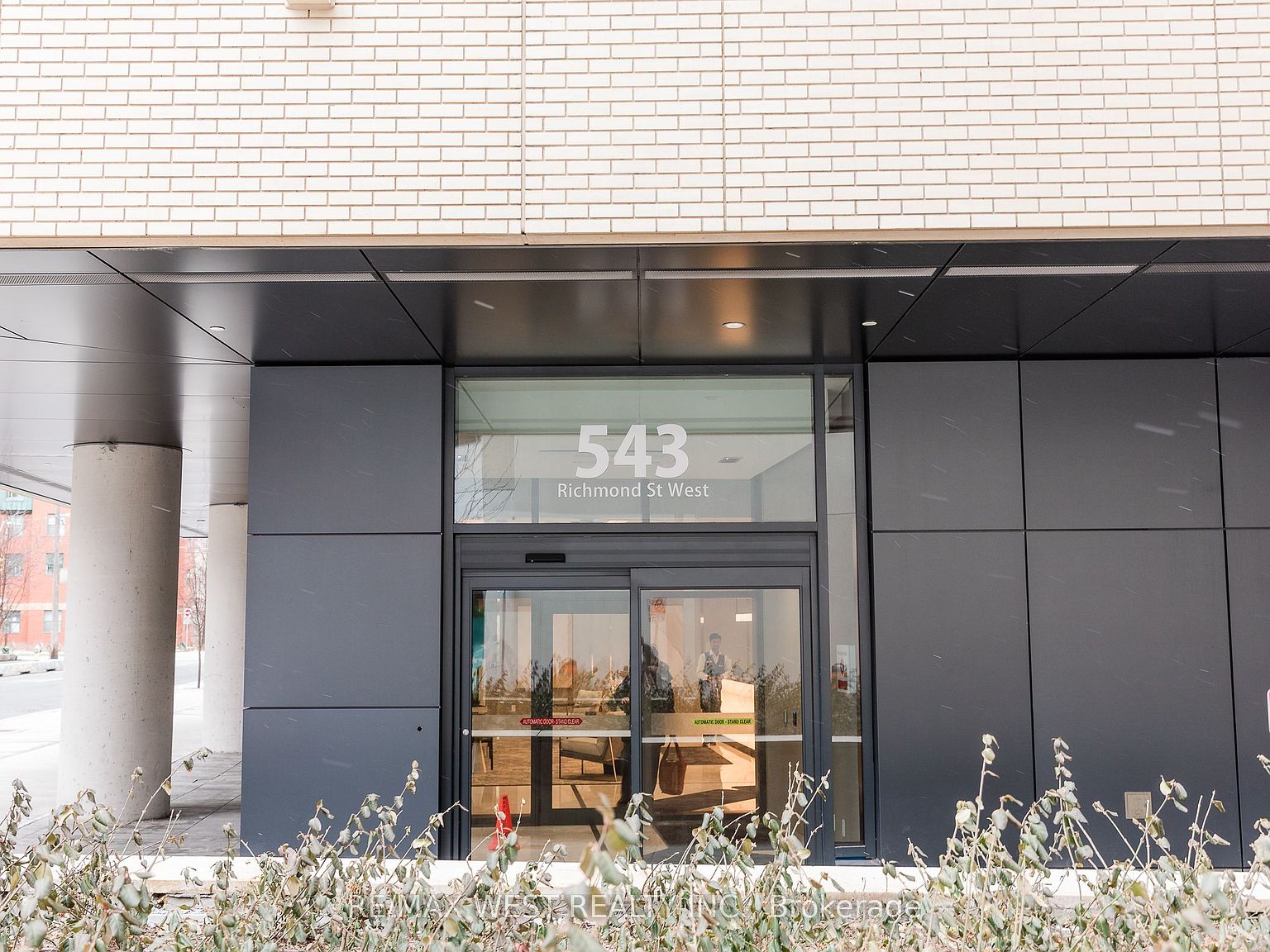 543 Richmond St W #417-C08, Toronto, ON M5V 0W9 | Zillow