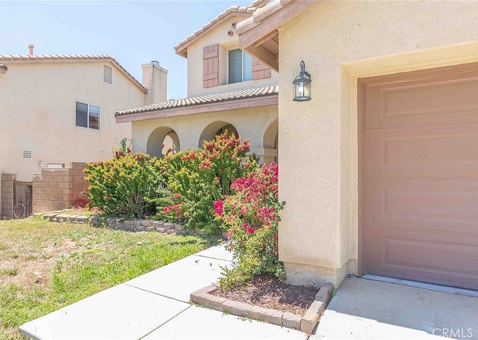 35689 Yellowstone St, Winchester, CA 92596 | Zillow