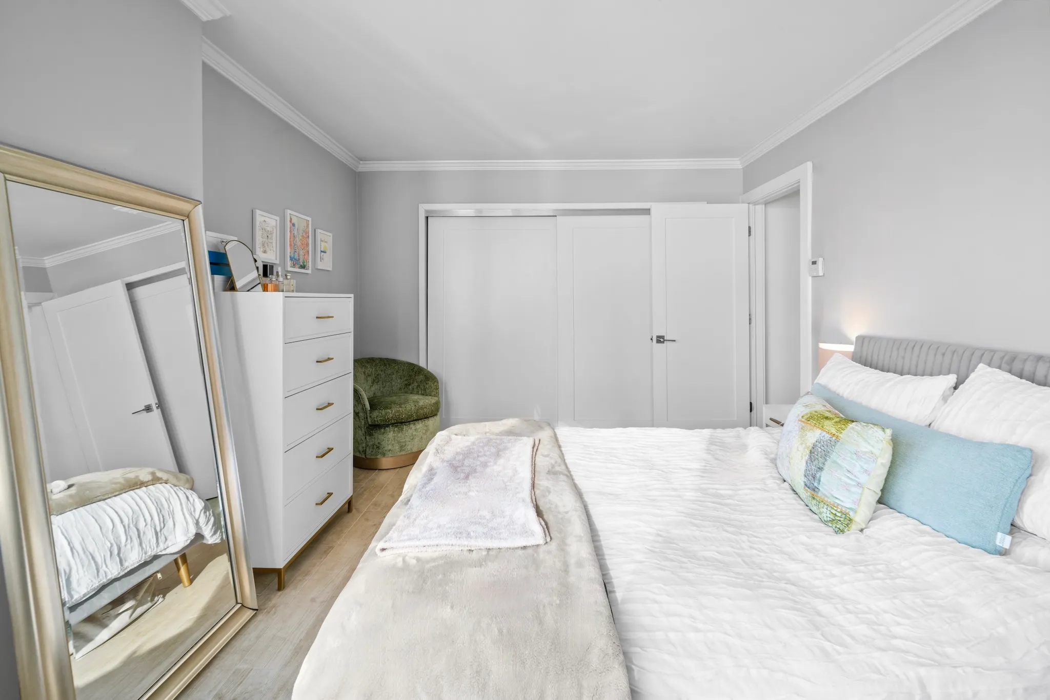 330 East 38th Street #22I in Murray Hill, Manhattan | StreetEasy