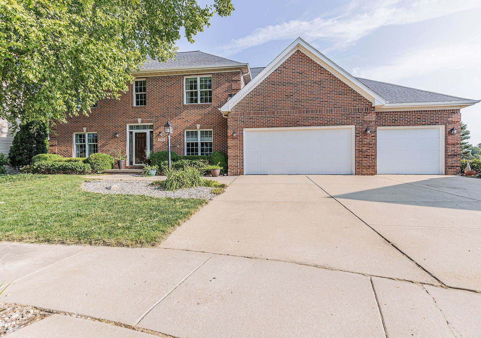 4304 Stonebridge Ct, Champaign, IL 61822 | Zillow
