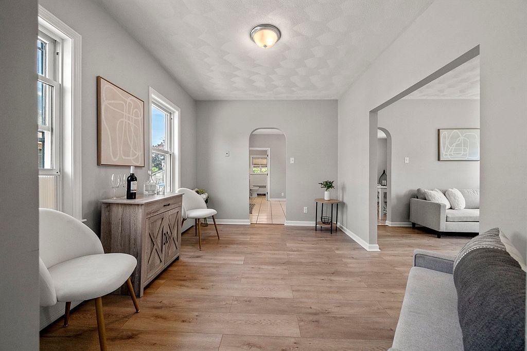 30 Winter St, Taunton, MA 02780 | Zillow