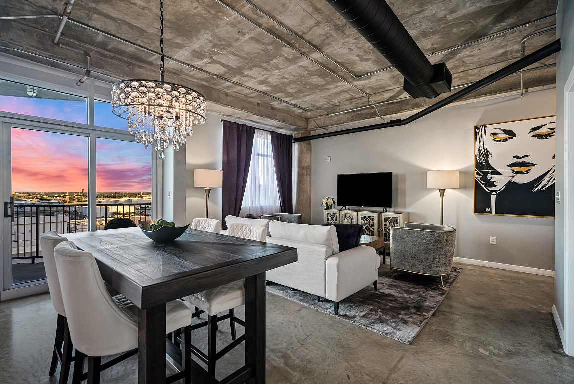1001 Belleview St #802, Dallas, TX 75215 | Zillow