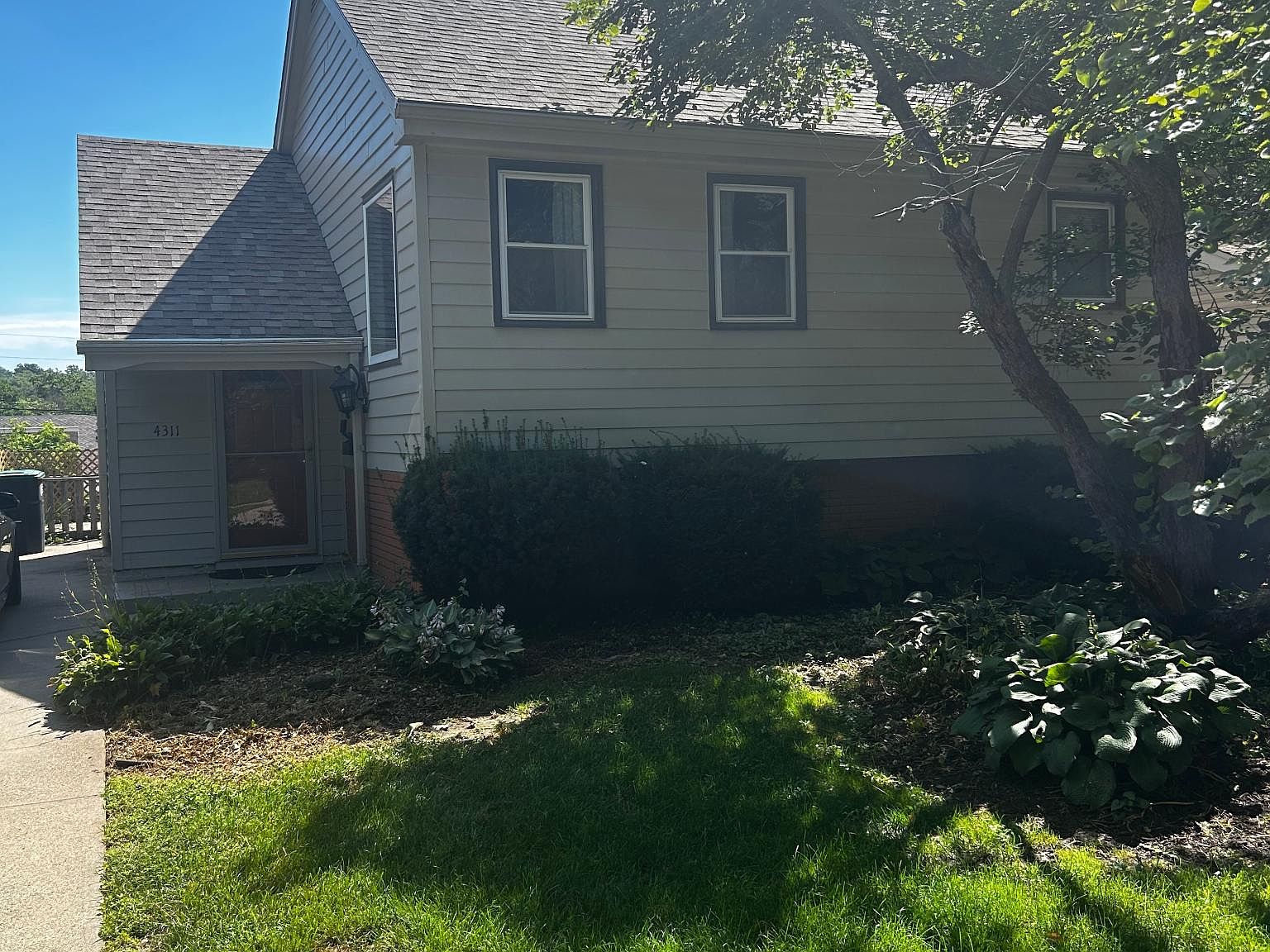 4311 N 91st St, Omaha, NE 68134 | Zillow