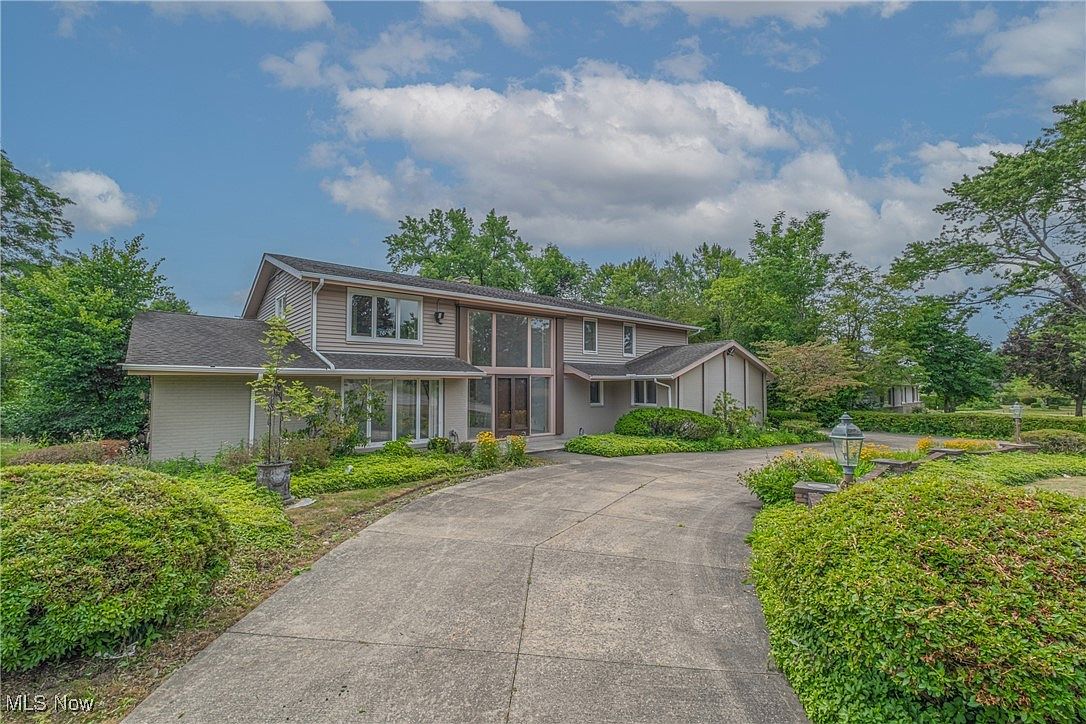 31350 Gates Mills Blvd, Pepper Pike, OH 44124 | MLS #5059434 | Zillow