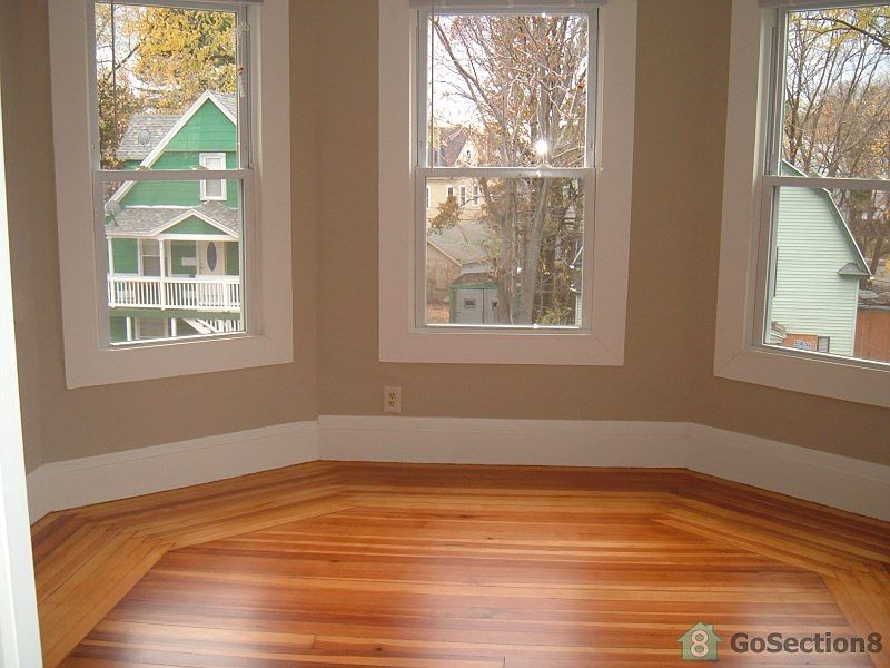 32 Warriner Ave Springfield MA | Zillow