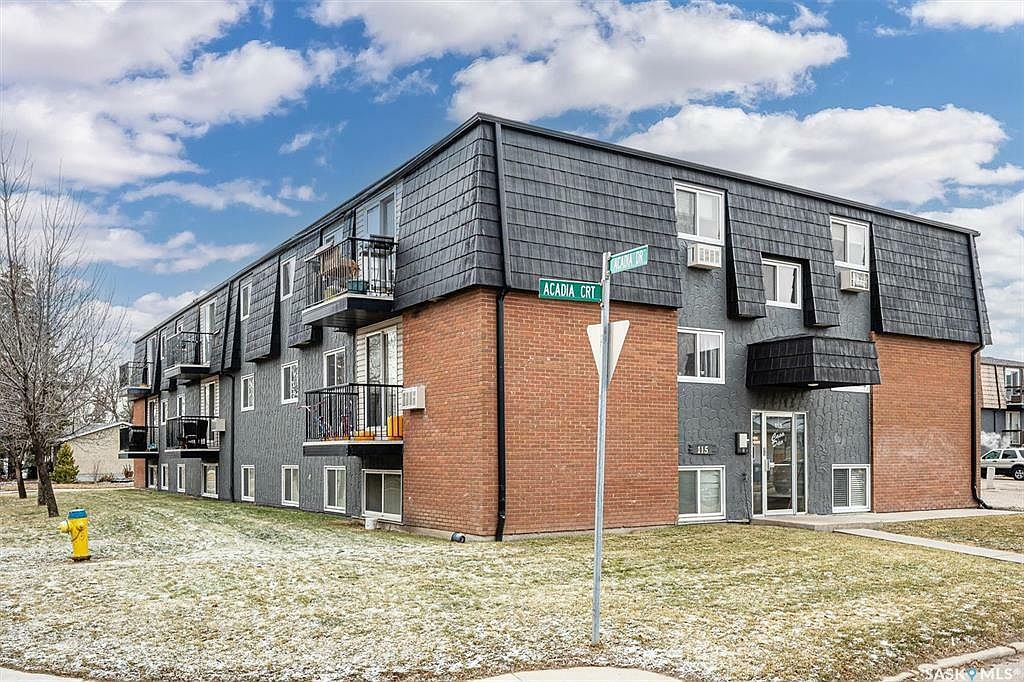 115 Acadia Dr #1, Saskatoon, SK S7H 4T8 | Zillow