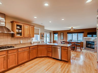 305 Homeland Rd, Matteson, IL 60443 | Zillow