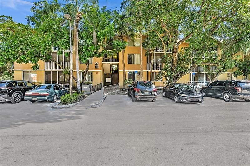 4025 W McNab Rd, Pompano Beach, FL 33069 | Zillow