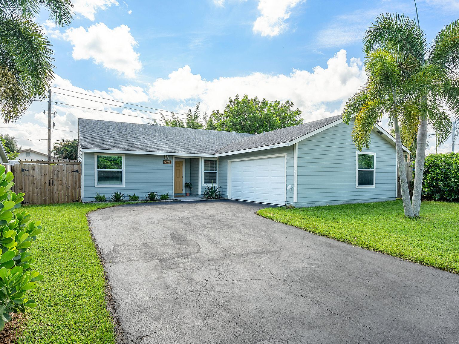 5940 Teakwood Rd, Lake Worth, FL 33467 | Zillow