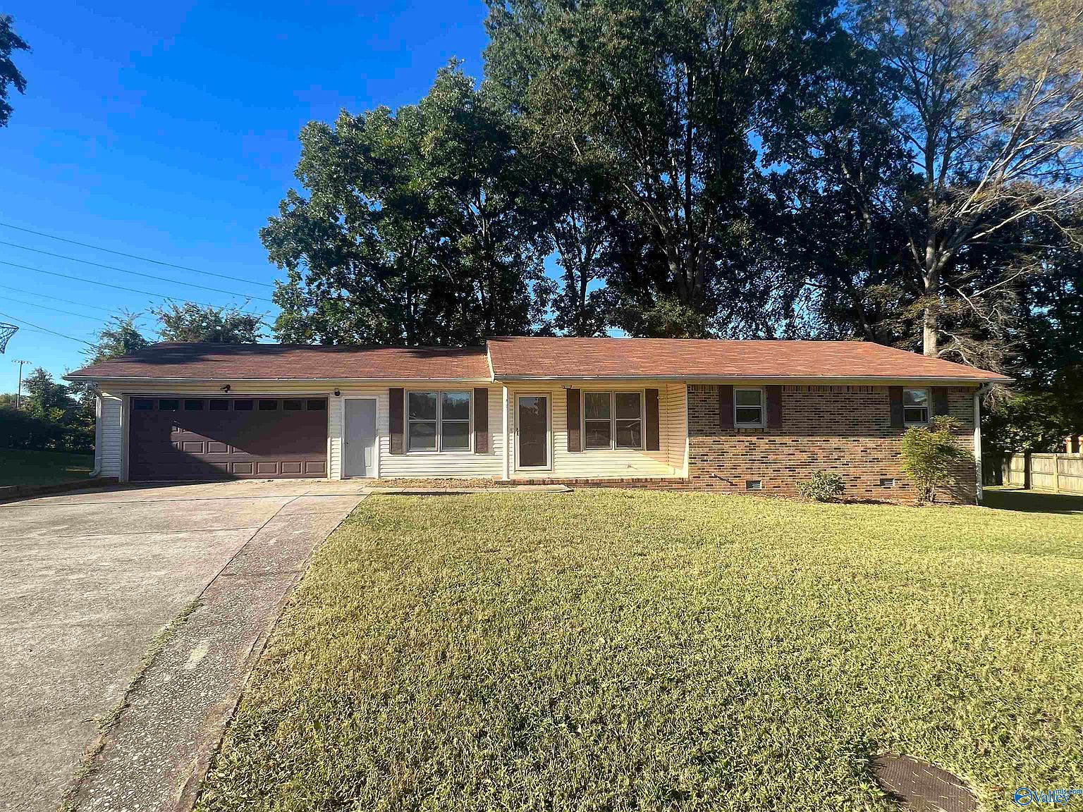 402 Wildwood Cir SW, Decatur, AL 35601 | Zillow