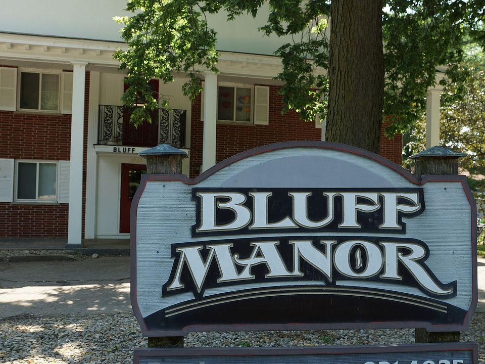 Bluff Manor Apartments - 1923 Sherman Ave Madison WI | Zillow