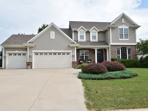 618 Stoecker Farm Ave, Mukwonago, WI 53149 | Zillow