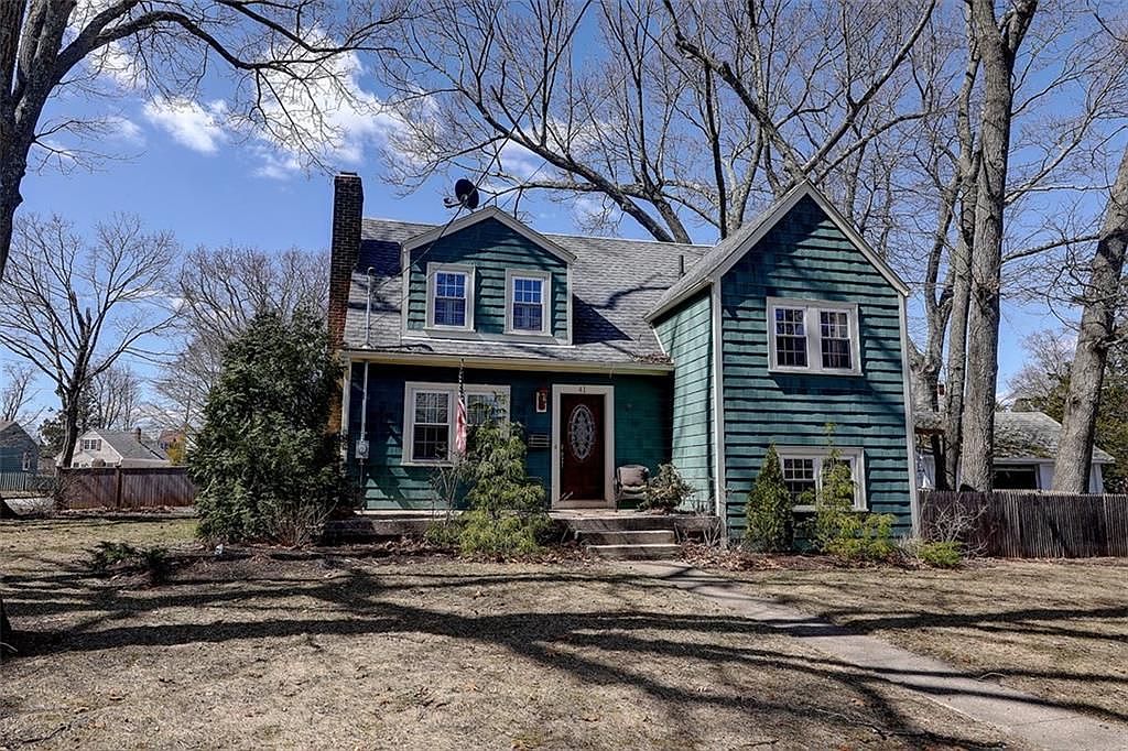 41 Riverside Dr, Riverside, RI 02915 | Zillow