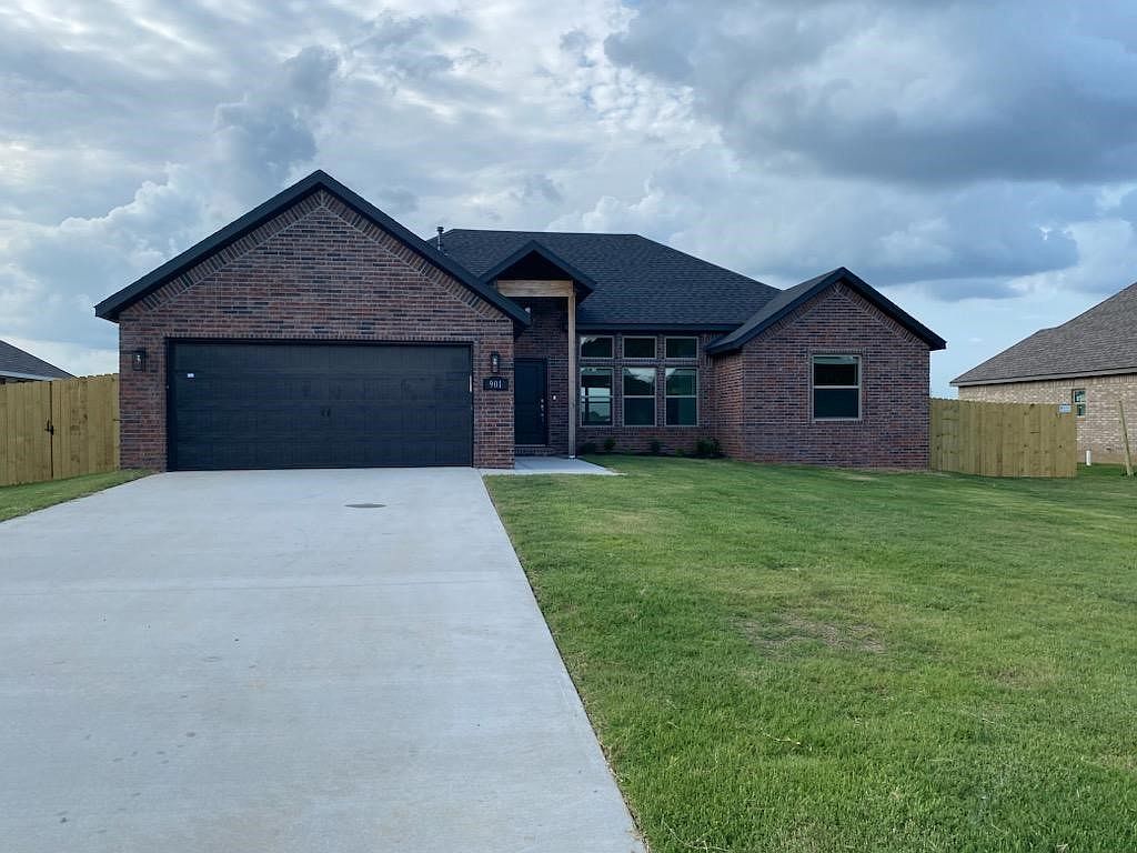 901 Lawlis Rd, Siloam Springs, AR 72761 | Zillow