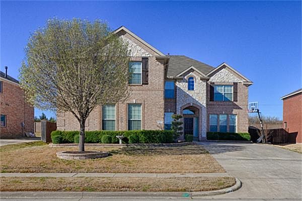 5571 Lavaca Rd, Grand Prairie, TX 75052 | Zillow