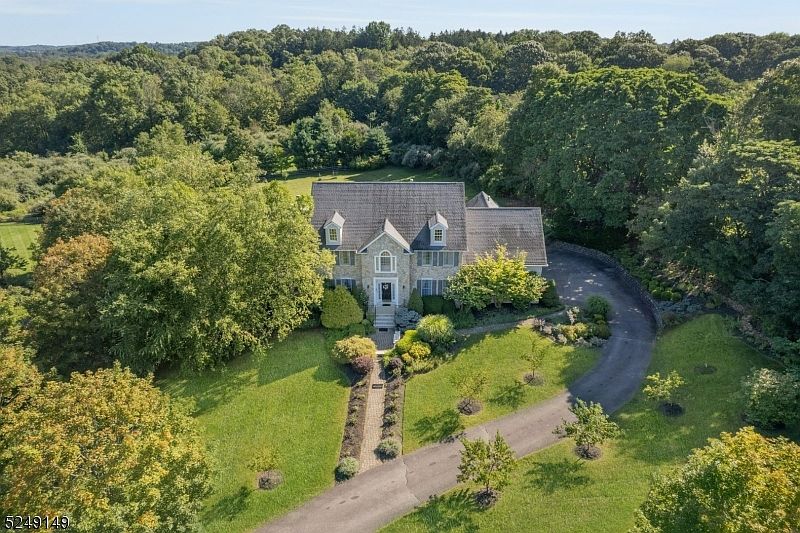 5 Highland Dr, Chester, NJ 07930 | MLS #3868980 | Zillow