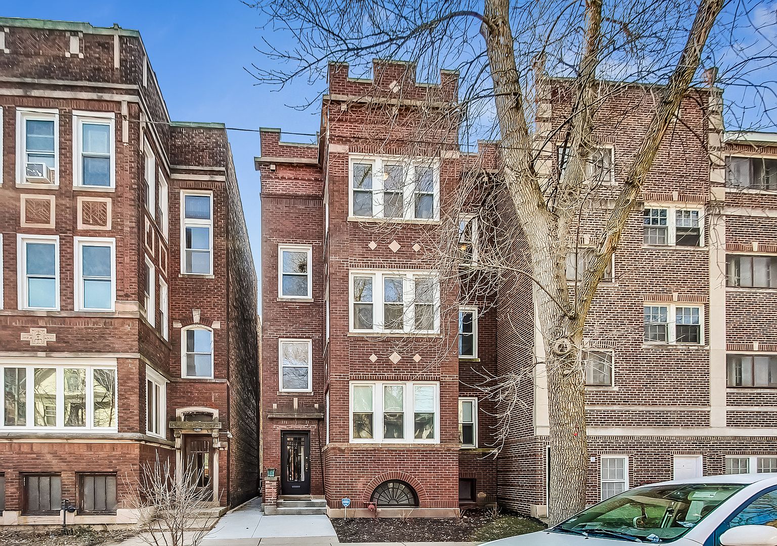 6548 N Newgard Ave, Chicago, IL 60626 | Zillow