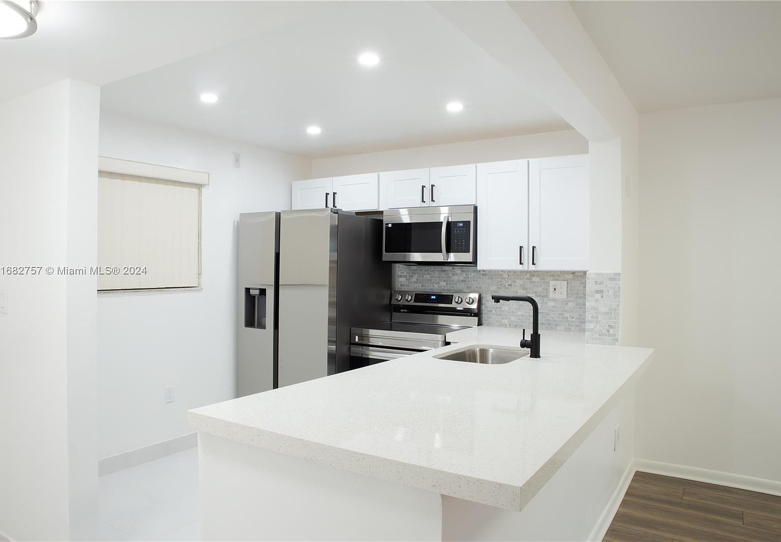 10975 SW 107th St APT 118, Miami, FL 33176 | Zillow