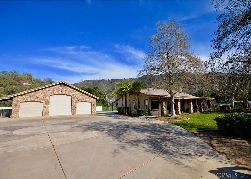 36475 County Line Rd, Yucaipa, CA 92399 | Zillow