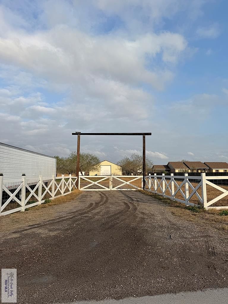 28255 S Altas Palmas Rd, Harlingen, TX 78552 | MLS #29762547 | Zillow