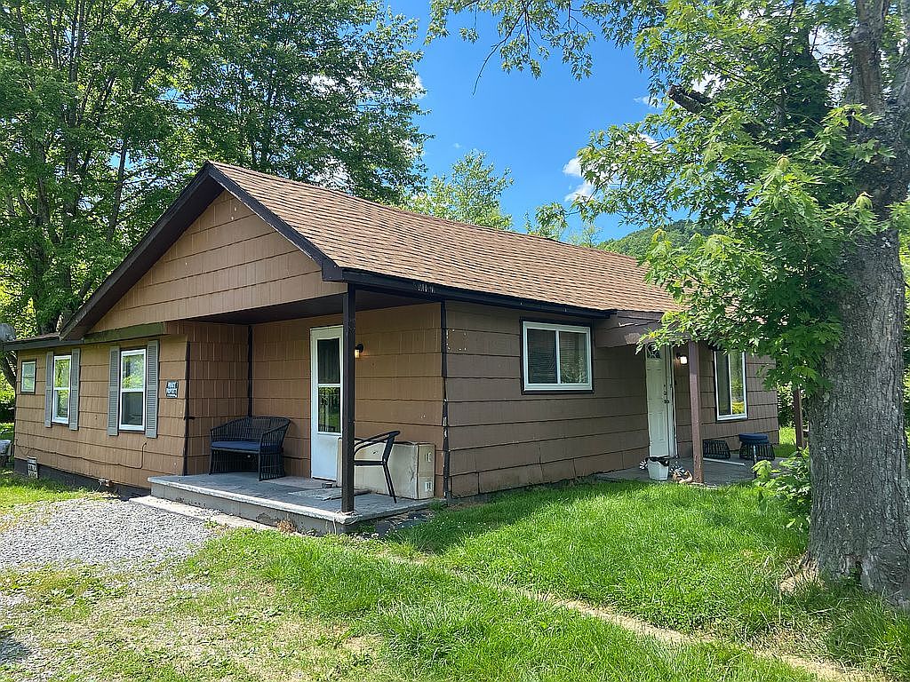 209 Minden Rd, Minden, WV 25879 | Zillow