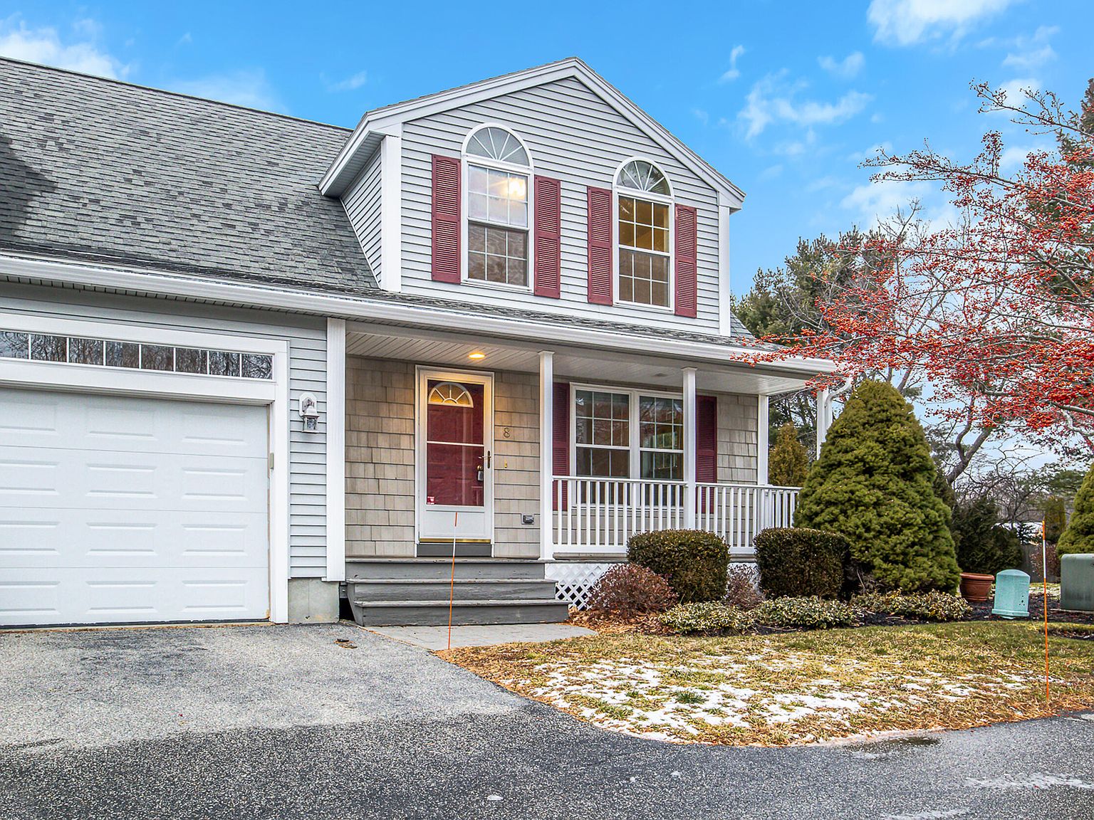 22 Tasker Street UNIT 8, Saco, ME 04072 | Zillow