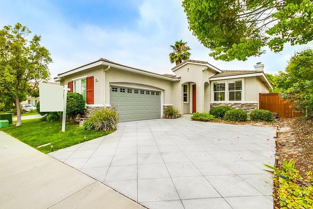 1158 Midnight Way, Oceanside, CA 92057 | Zillow