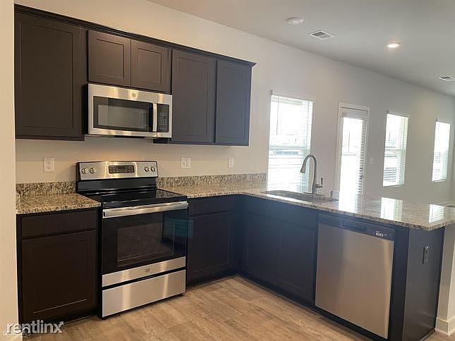 1066 Climbing Rose Way #R, Mcdonough, GA 30253 | Zillow