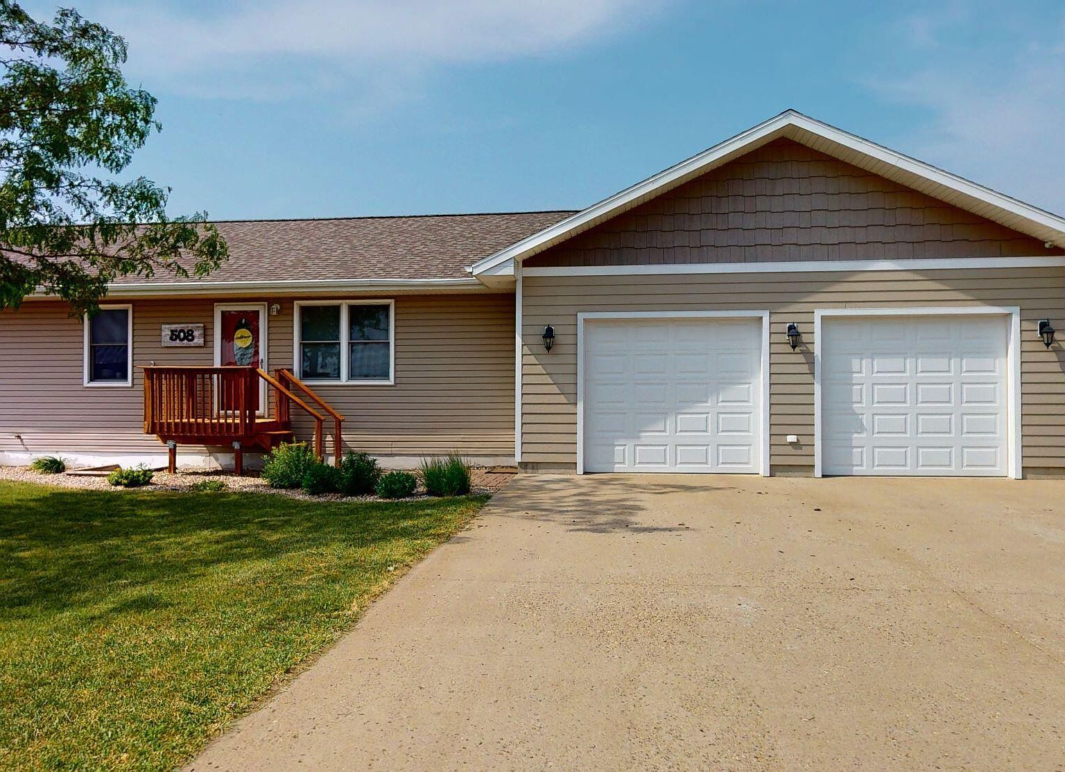 508 W 5th St, White, SD 57276 | Zillow
