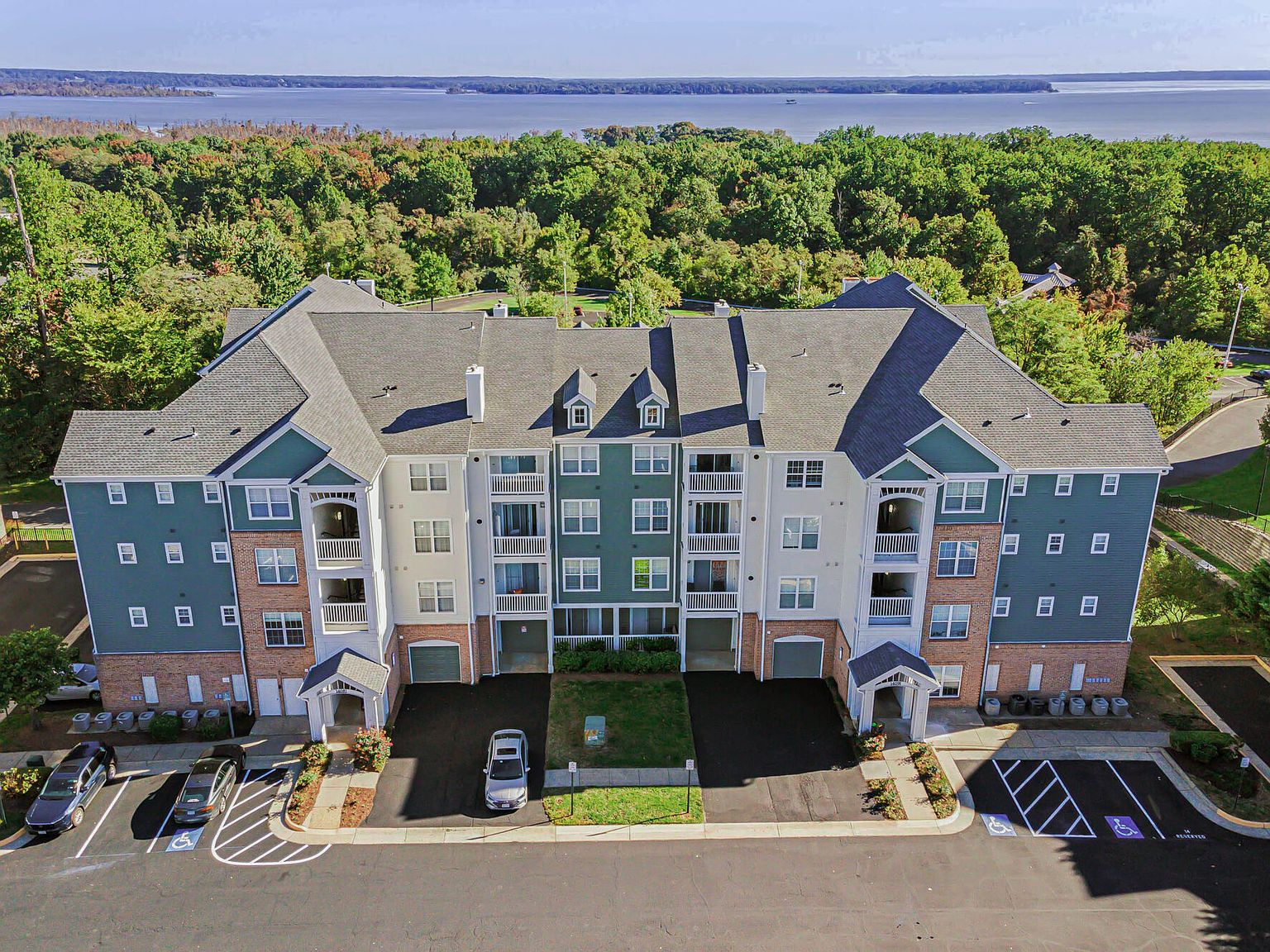 14110 Big Crest Ln #203, Woodbridge, VA 22191 | Zillow