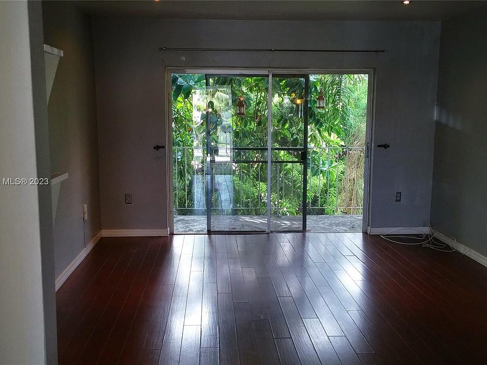 7410 SW 82nd St Miami, FL, 33143 - Apartments for Rent | Zillow