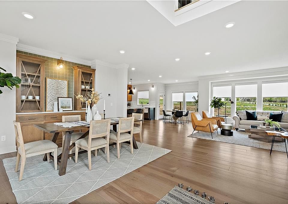 2750 SW 12th St, Lees Summit, MO 64081 | MLS #2505167 | Zillow