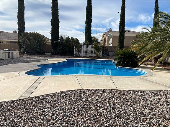 7614 Calpella Ave, Hesperia, CA 92345 | MLS #CV25115494 | Zillow