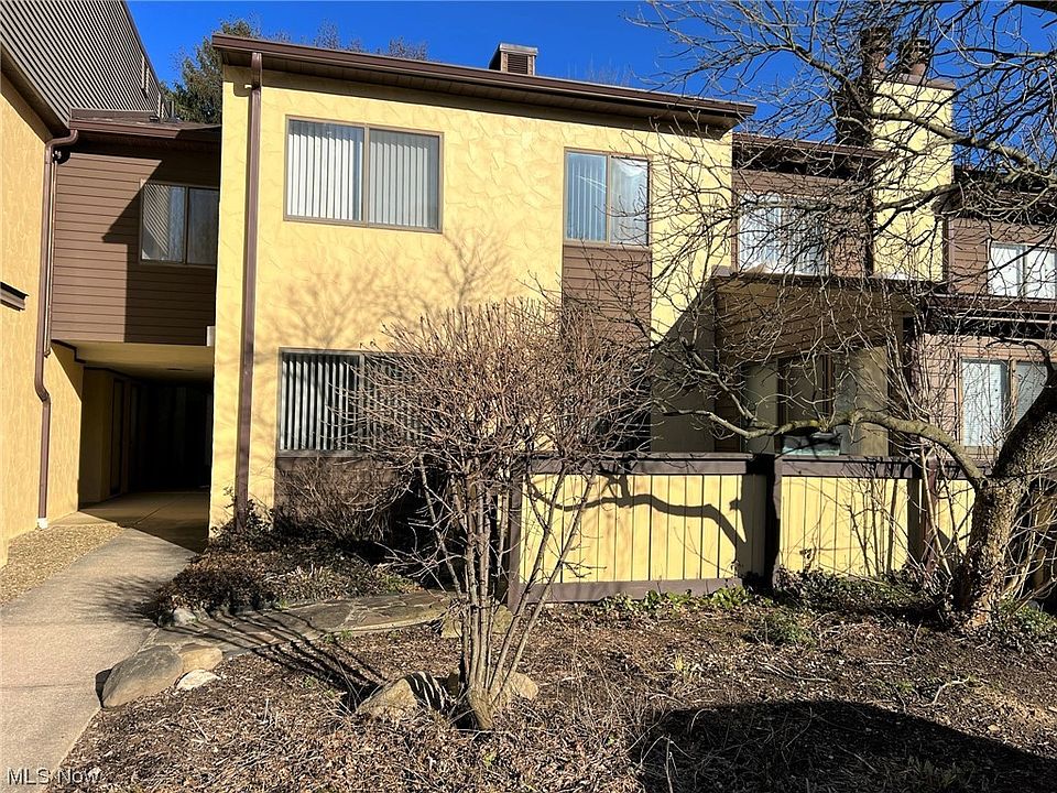 1096 Hampton Ridge Dr, Akron, OH 44313 | Zillow