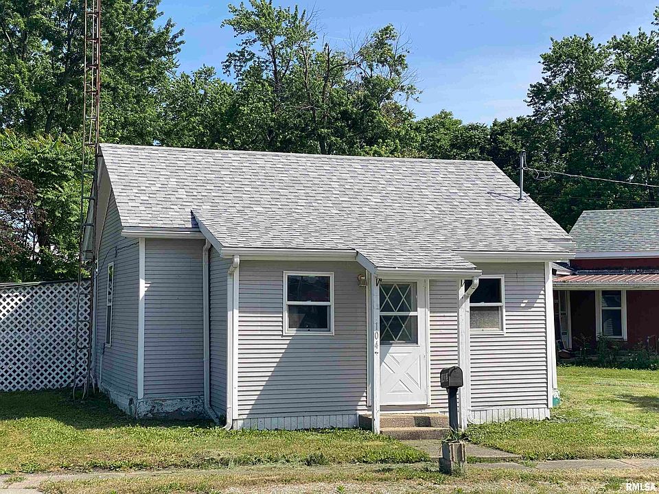 104 S Elm St, Tallula, IL 62688 | Zillow