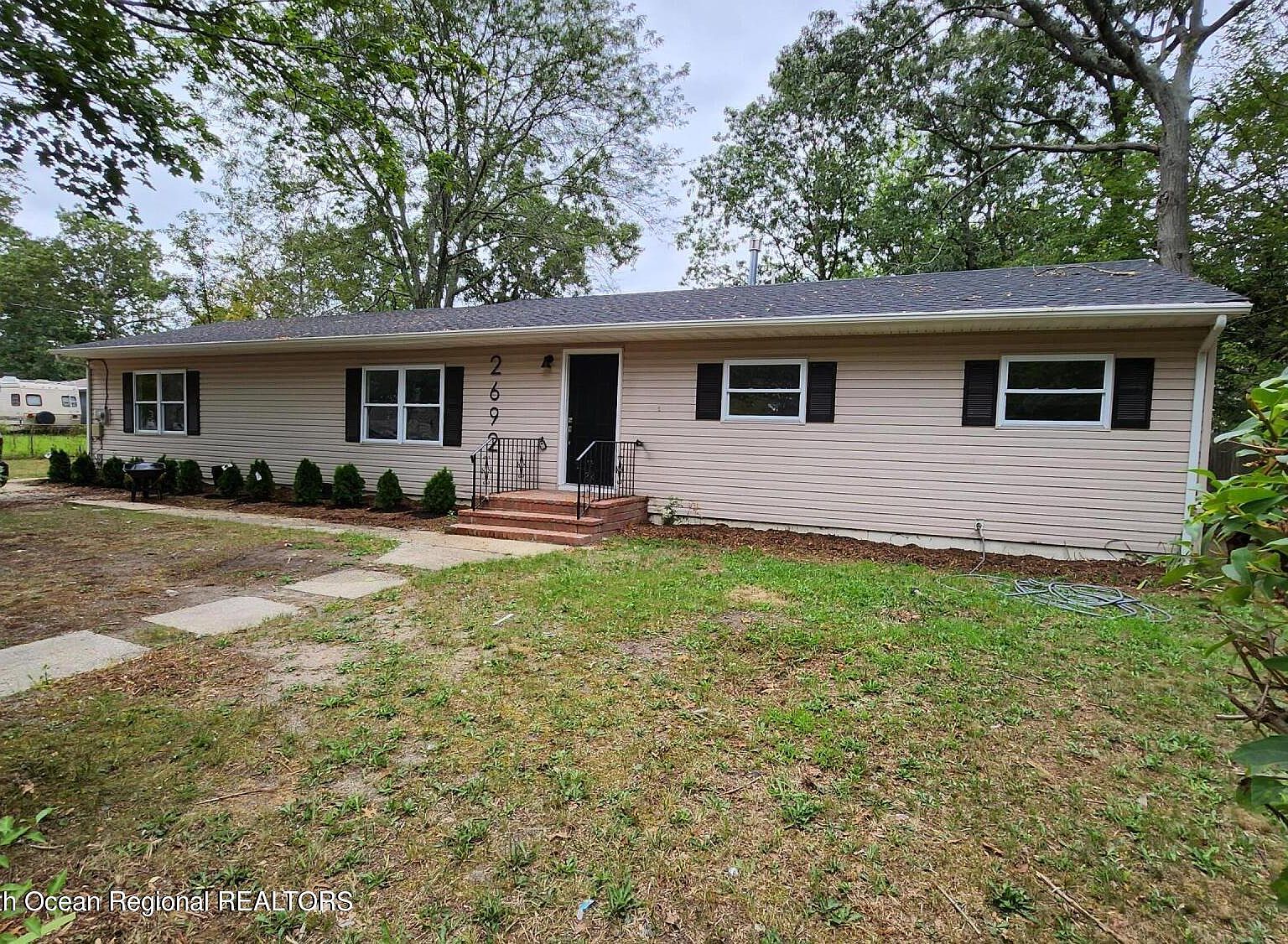 2692 Spruce Drive, Manchester, NJ 08759 | MLS #22324460 | Zillow