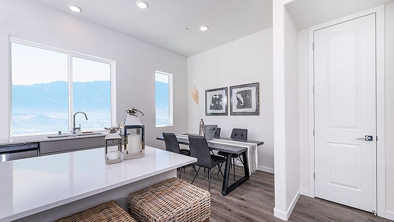 Summit Ridge Townhomes - 4873 Summit Ridge Dr Reno NV | Zillow