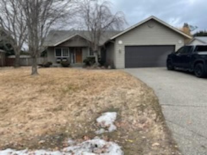 699 E Cloverleaf Dr, Hayden Lake, ID 83835 | Zillow