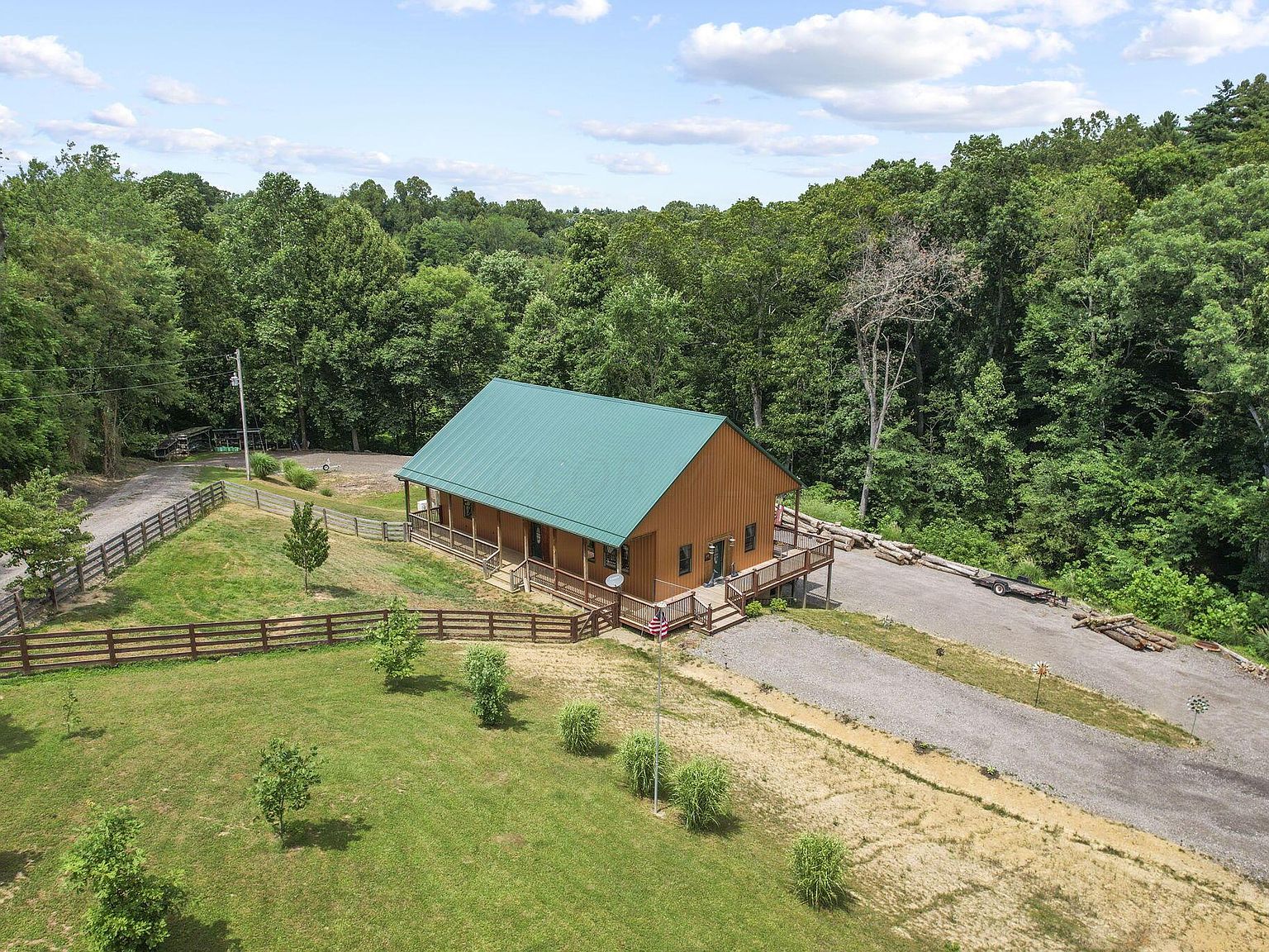 13550 State Route 374, Rockbridge, OH 43149 | MLS #224023227 | Zillow