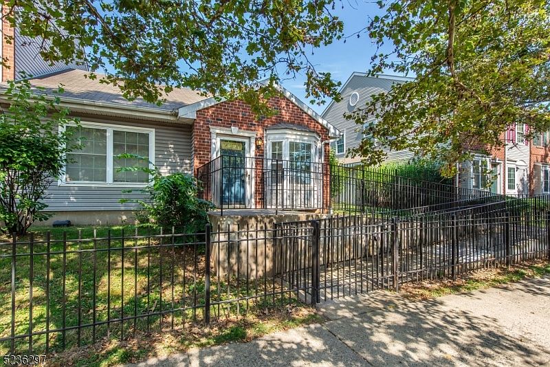 171 Prince St, Newark, NJ 07103 | Zillow