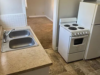 Langdon - 1022 N Langdon St Mitchell SD | Zillow