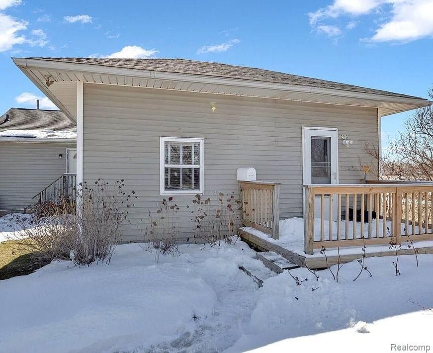 296 4th Ave, Pontiac, MI 48340 | Zillow