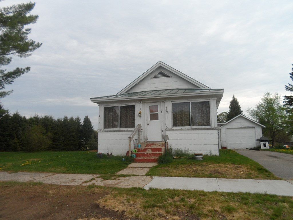507 E Avenue B, Newberry, MI 49868 | Zillow