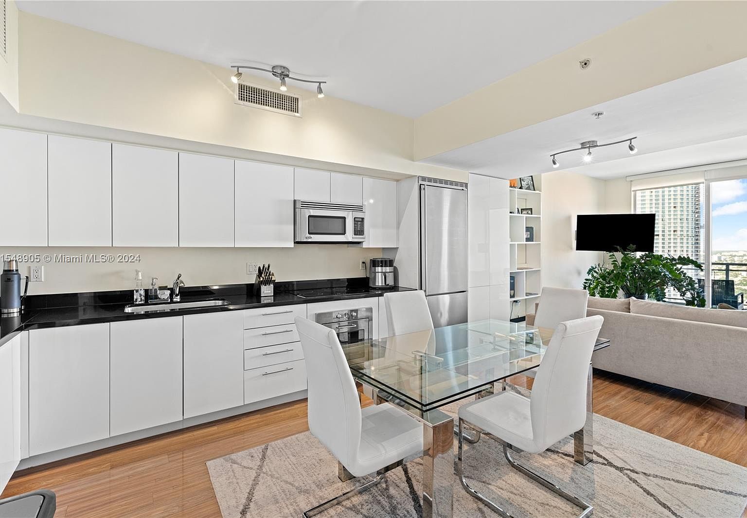 92 SW 3rd St APT 3409, Miami, FL 33130 | MLS #A11548905 | Zillow