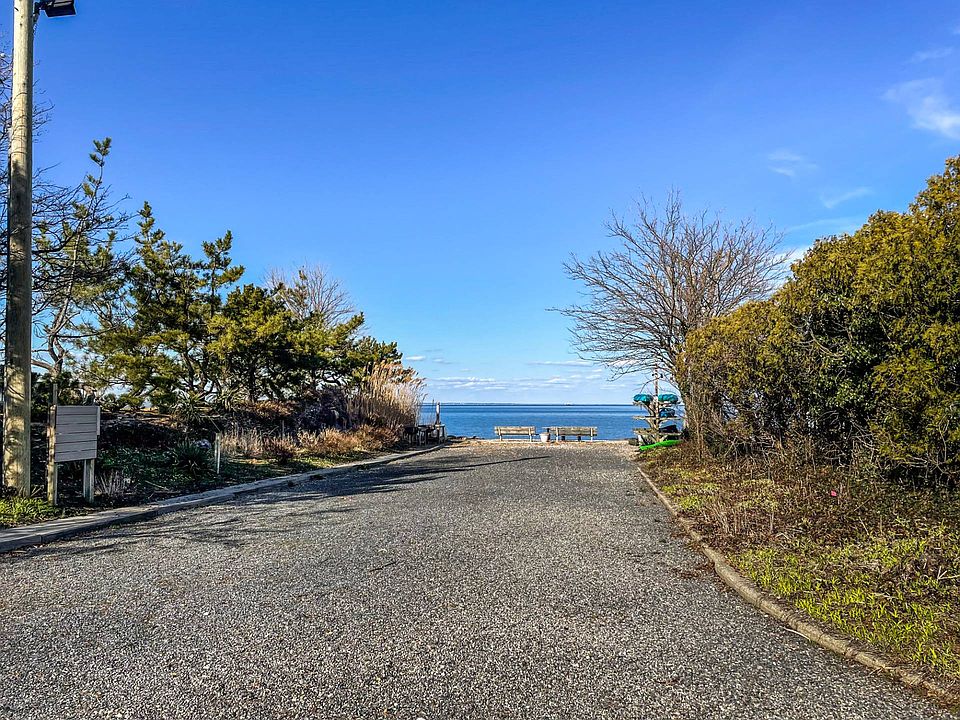 11 Eastland Dr, Glen Cove, NY 11542 | MLS #11162991 | Zillow