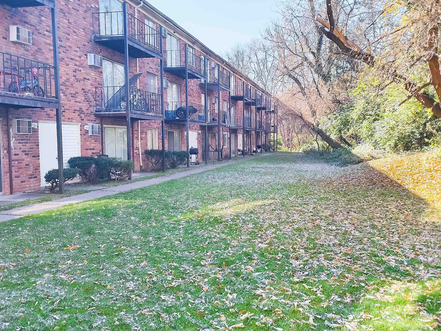 23407 Fenkell Ave APT D5, Detroit, MI 48223 | Zillow