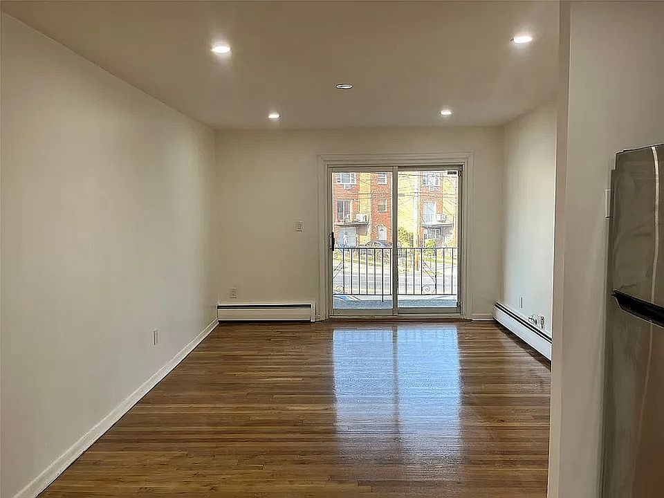 1012 E 233rd St Bronx NY | Zillow