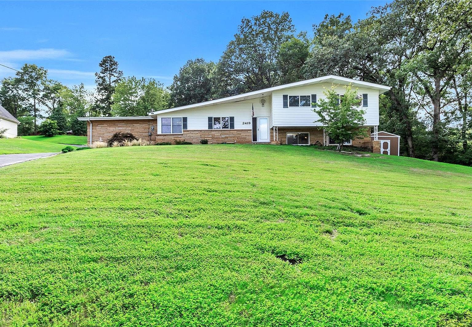 2419 Miller Rd, Imperial, MO 63052 | Zillow