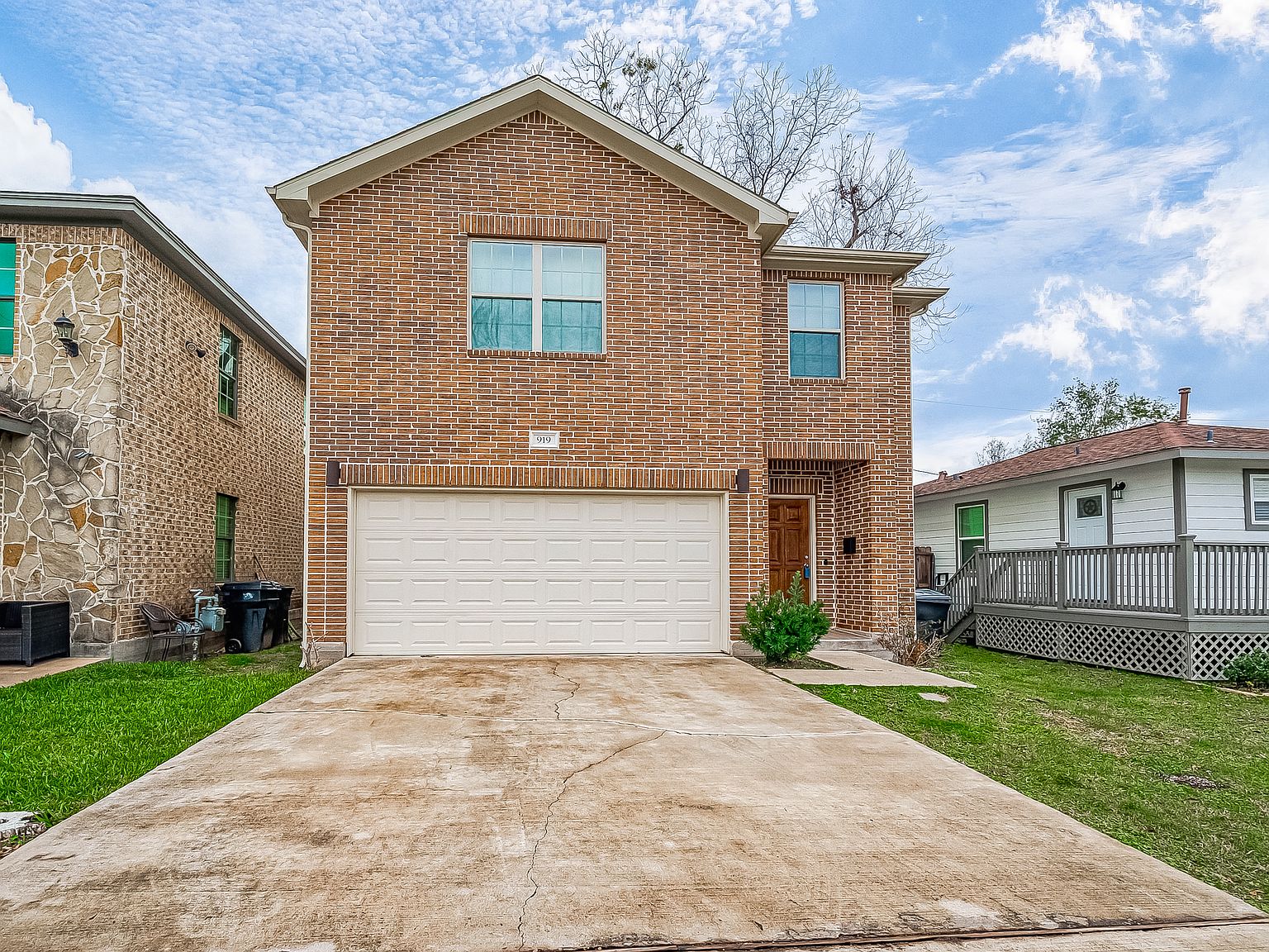 919 E 36th St, Houston, TX 77022 | Zillow