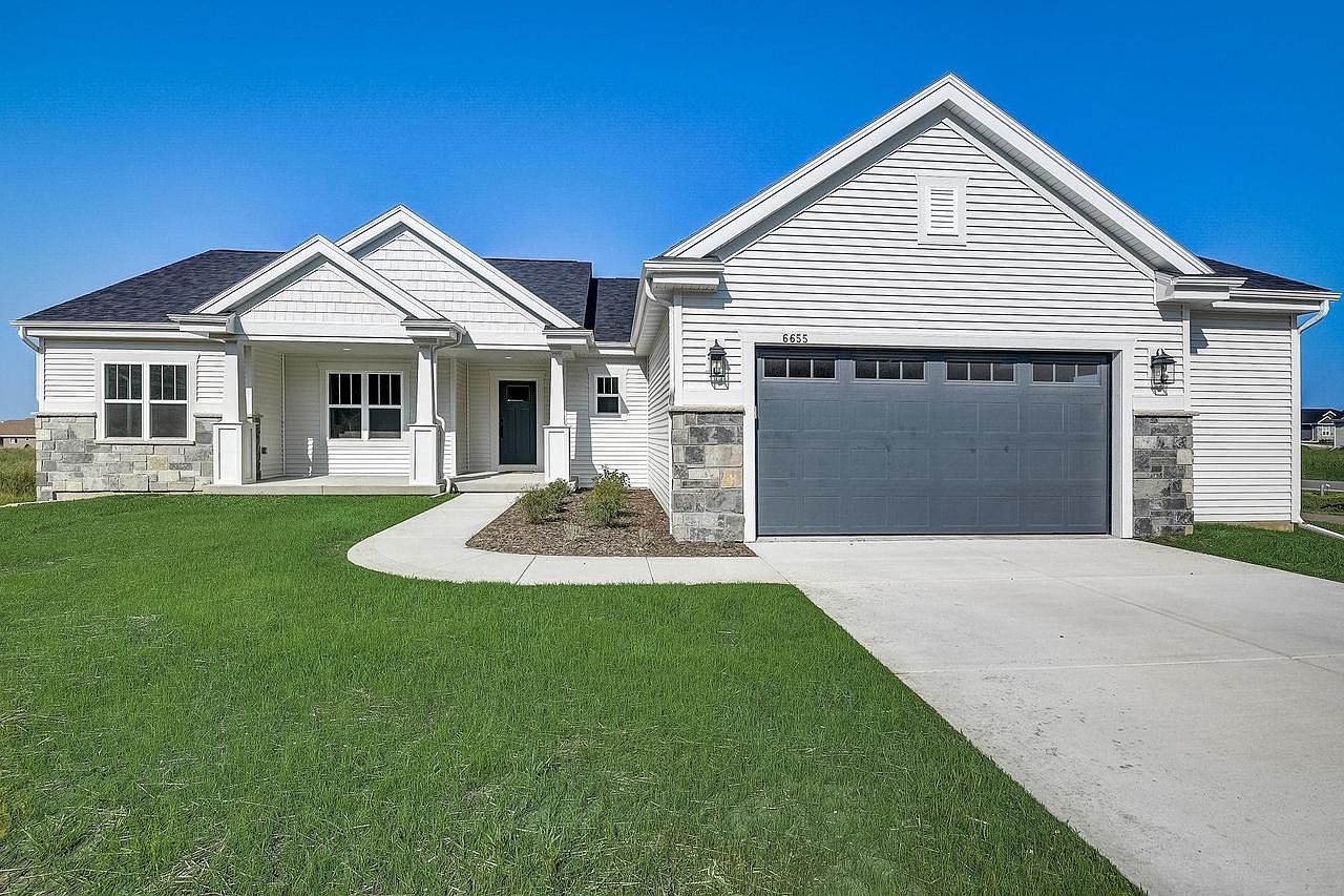 6655 Royal View Drive, Deforest, WI 53532 | Zillow